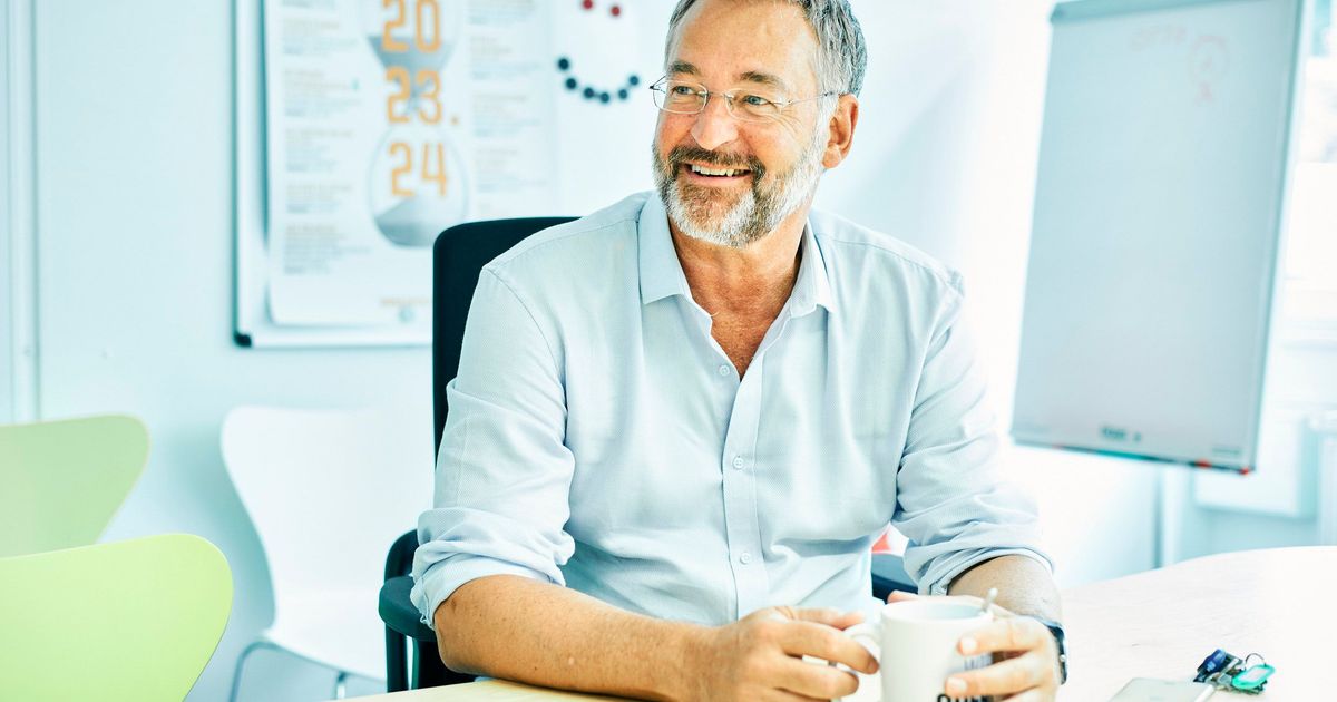 Hein Mulders in Köln: „Das Leben ist so bunt wie die Oper“ - Rundschau ...