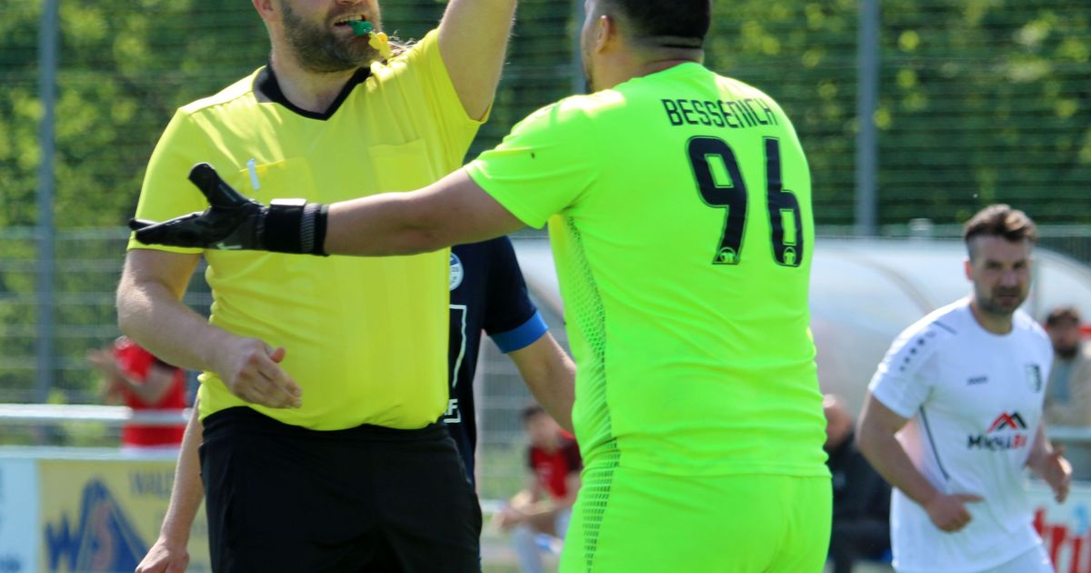 Fußball-Bezirksliga: Bessenich lässt Rotsünder individuell trainieren ...