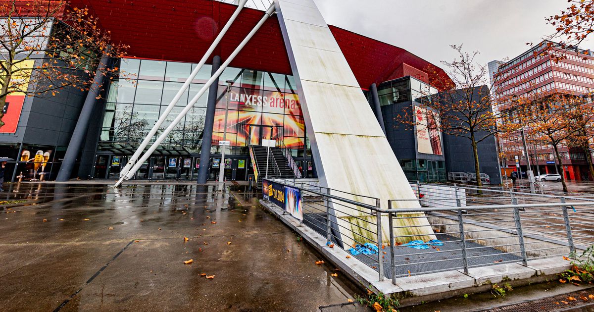 „Skywalk“ in Köln: Bogen der Lanxess-Arena als Kletterort - Rundschau ...