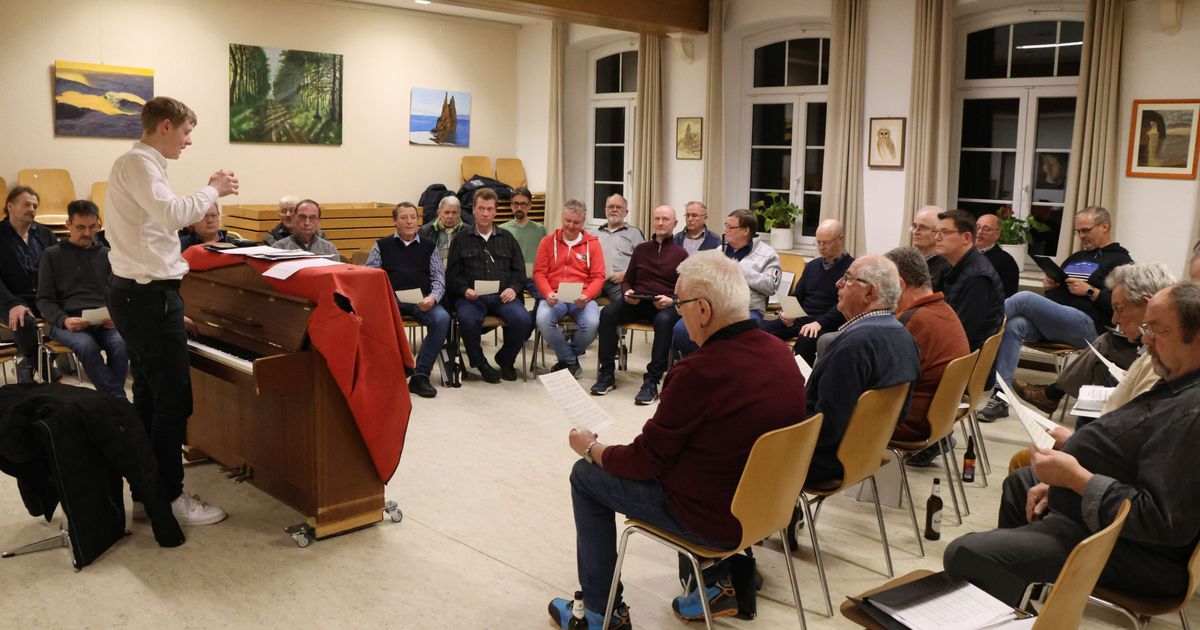 Morsbach: Musikalischer Abschied von Chorleiter Clemens Bröcher ...