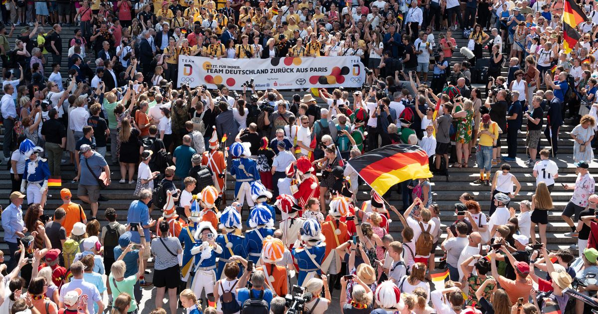 Köln: Deutsches Olympia-Team am Dom euphorisch empfangen - Rundschau Online
