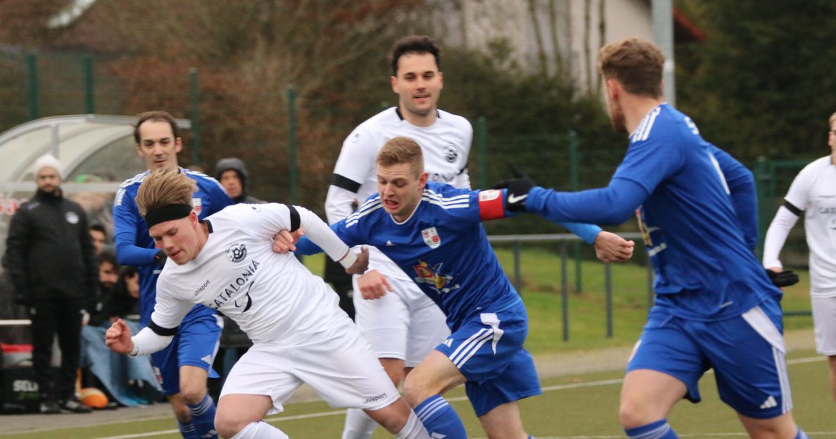 Torwartfehler entscheidet das Derby zwischen Dahlem und Bessenich ...