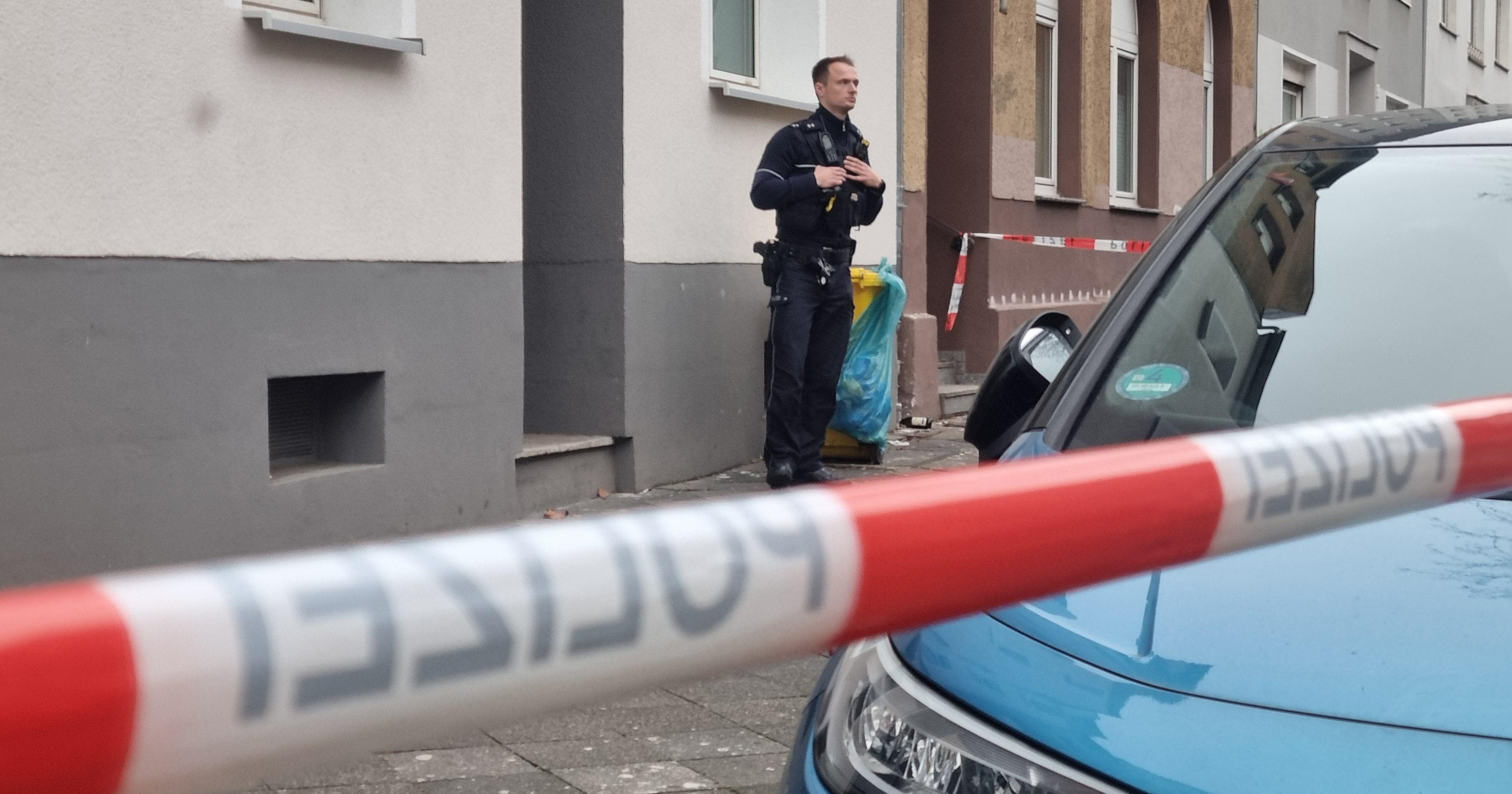 Düsseldorf: Frau und Baby tot in Oberbilk gefunden - Vater ...