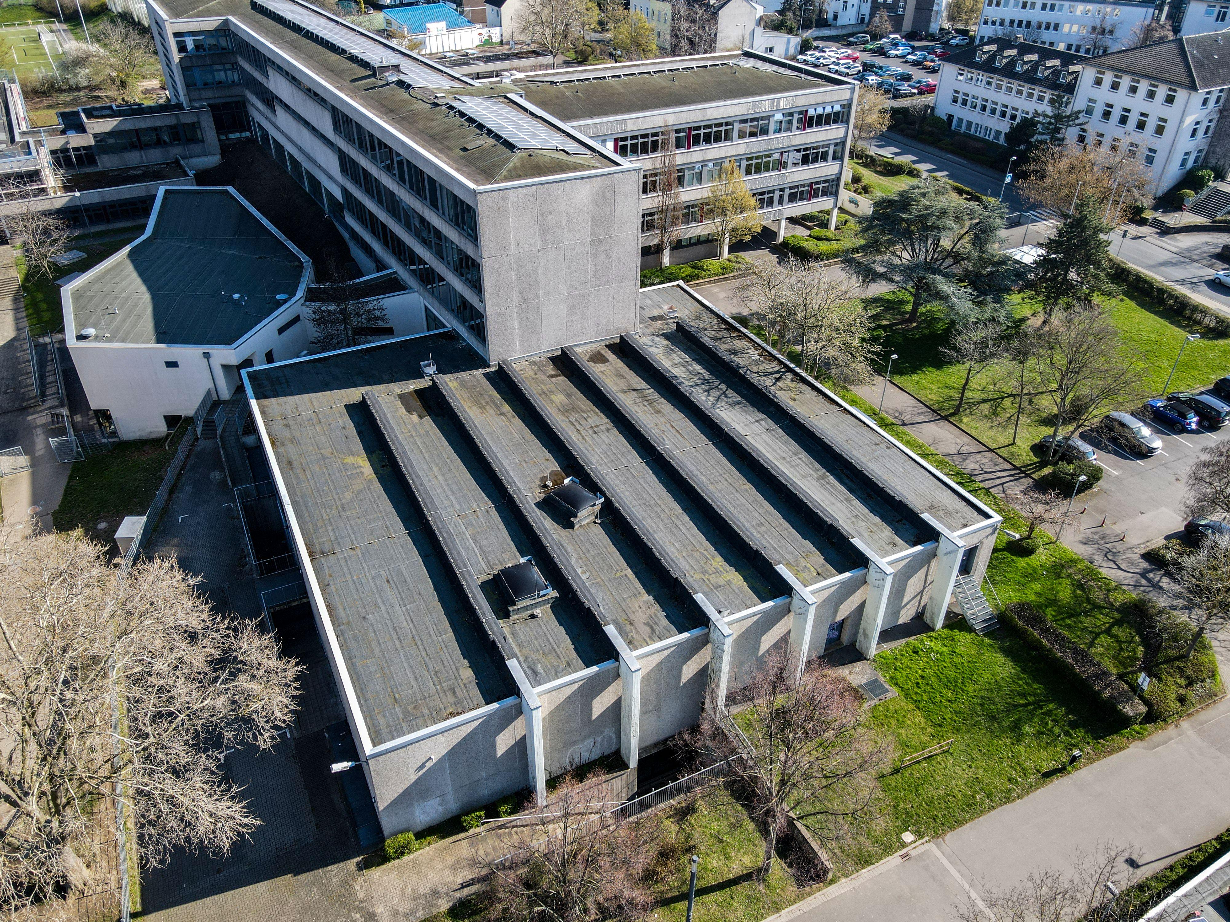 Euskirchen: Große Schäden am EFG, Stadttheater bleibt geschlossen ...