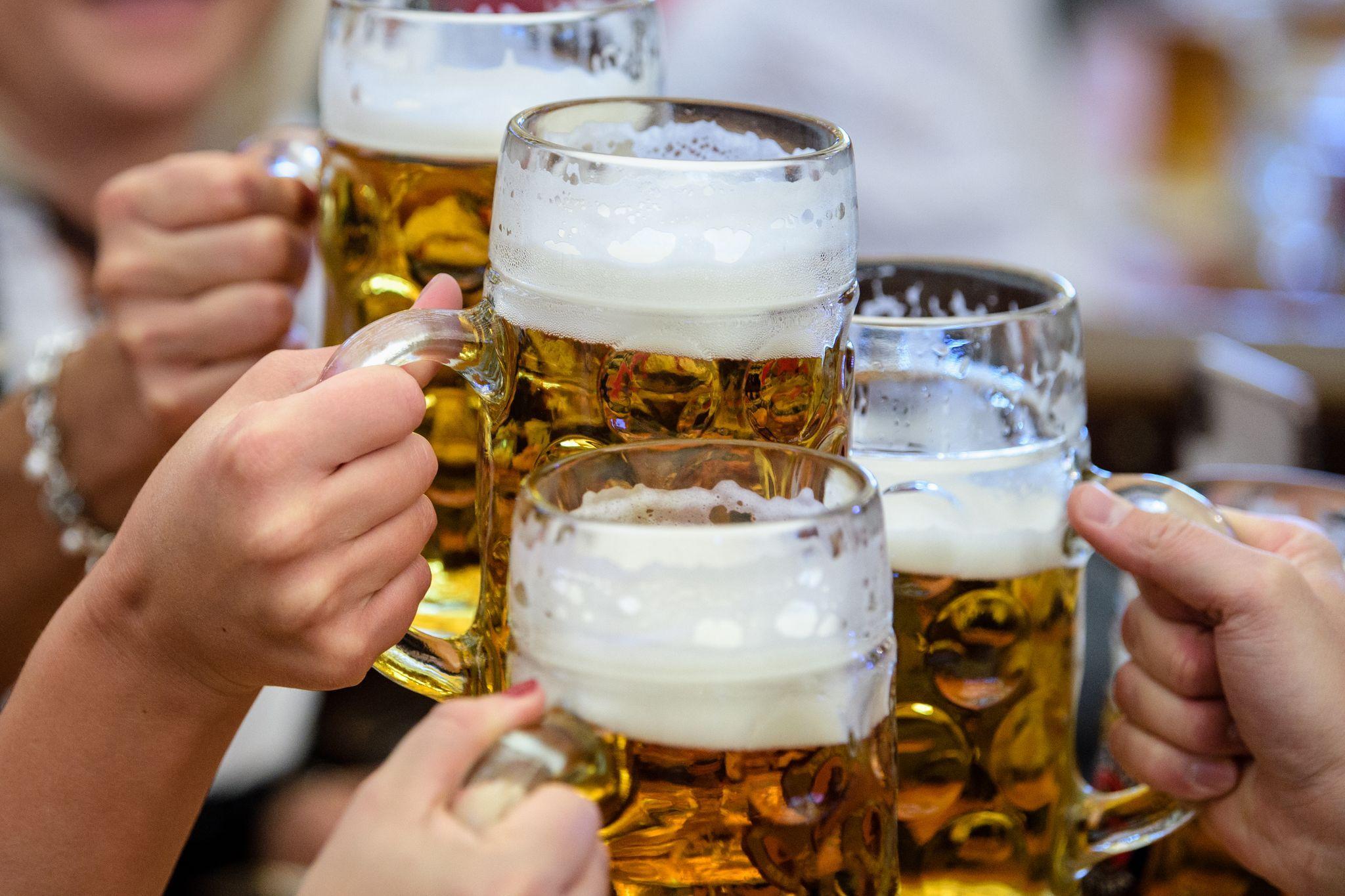 So viel kostet der Liter Bier auf dem Oktoberfest 2026 - Rundschau Online